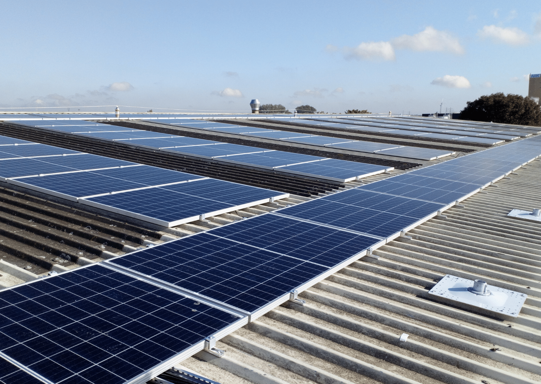ABP installs largest roof mounted solar array on the Humber - British ...